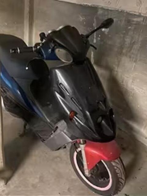 Como - Moto e Scooter - xTutti.com - Malaguti Phantom f12 - Como Casa, Auto, Moto, Personali ...